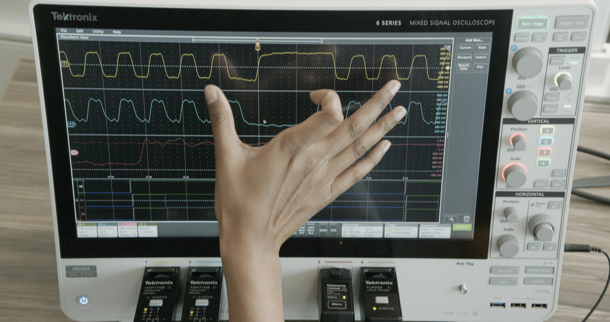 MSO64:6-BW-2500 - Tektronix - MSO / MDO Oscilloscope, 6 Series MSO, 4 ...