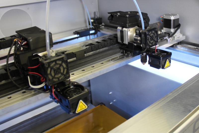 MG2000 - Makergear - 3D Printer, Ultra One, 1.75 mm Filament